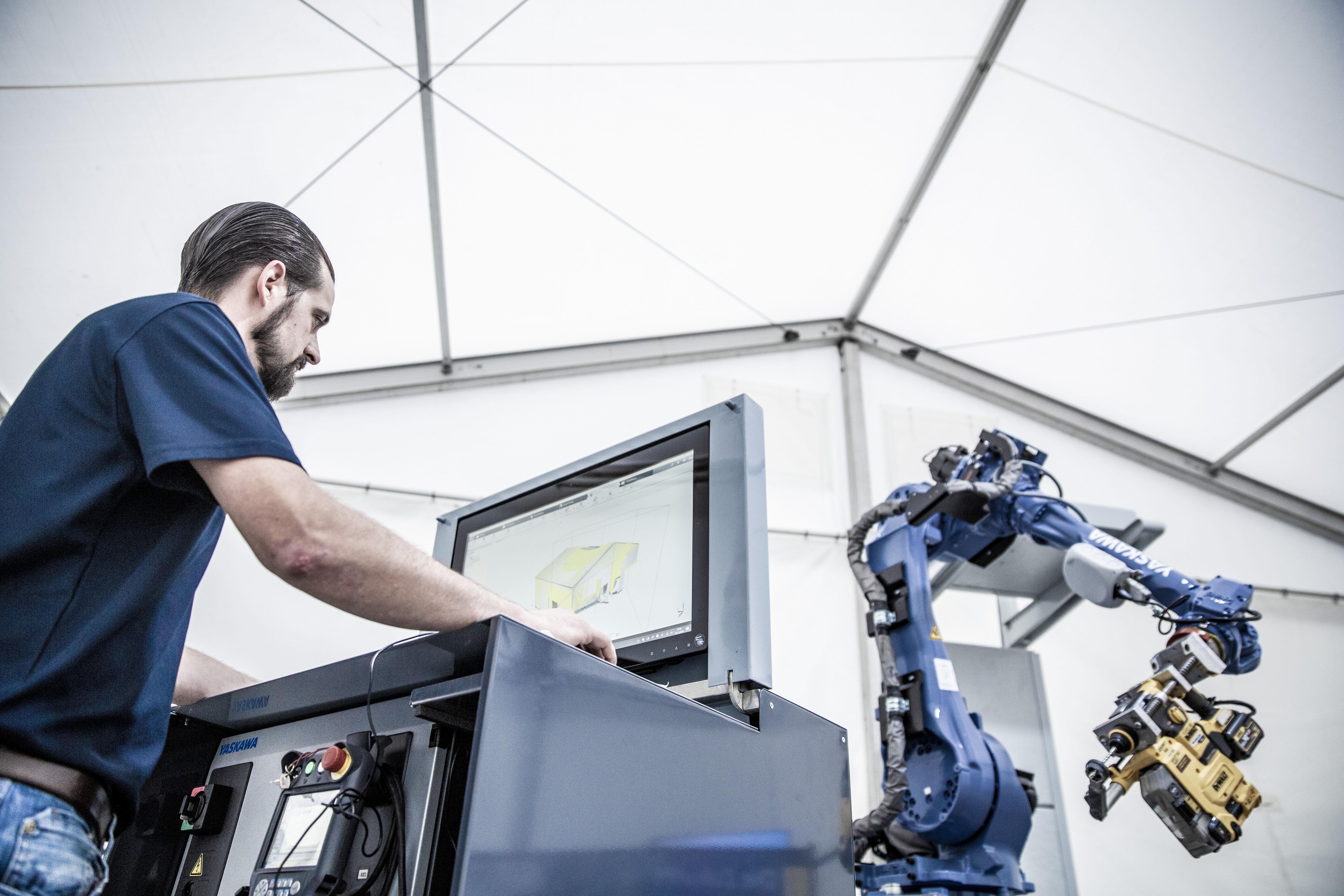 Nytt forskningsprojekt använder MOTOMAN-robot